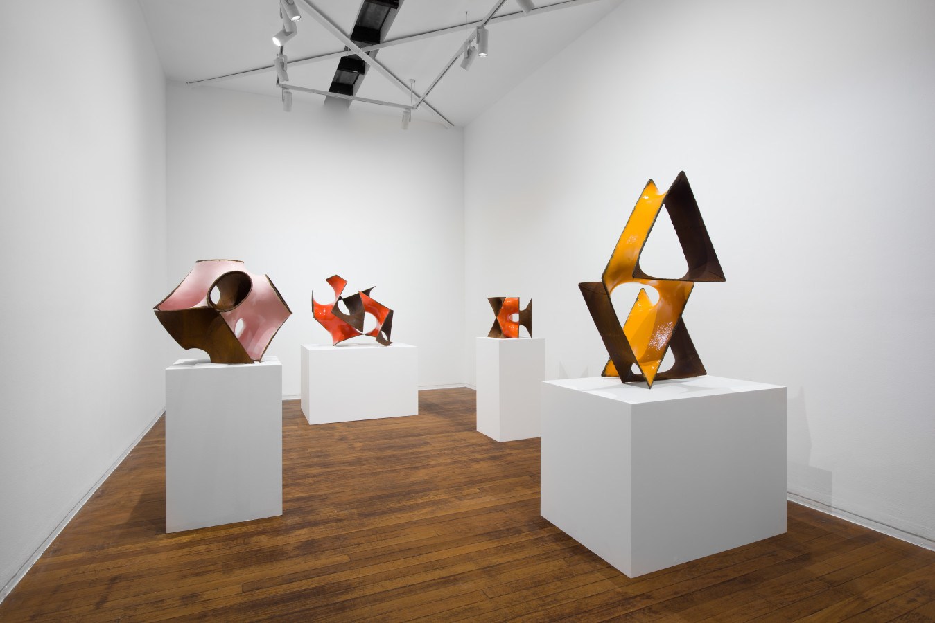 James Angus: New Sculpture, 2022 - Roslyn Oxley9 Gallery